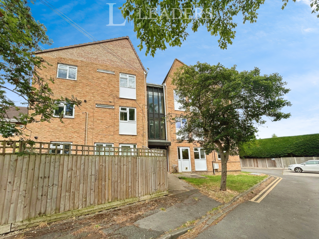 Unwin Road, Cheltenham, GL51 2 bed apartment - £950 pcm (£219 pw)