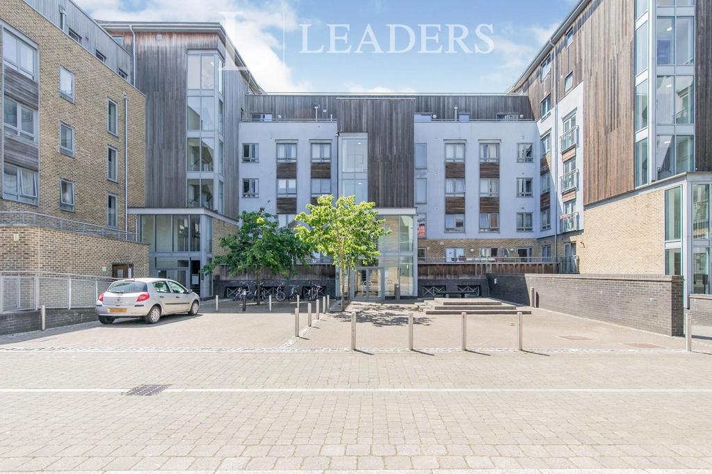 Quayside Drive, CO2,Colchester 2 bed apartment - £1,200 pcm (£277 pw)