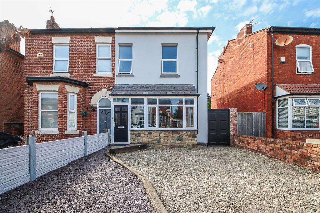Linaker Street, Southport PR8 3 bed semi-detached house - £200,000
