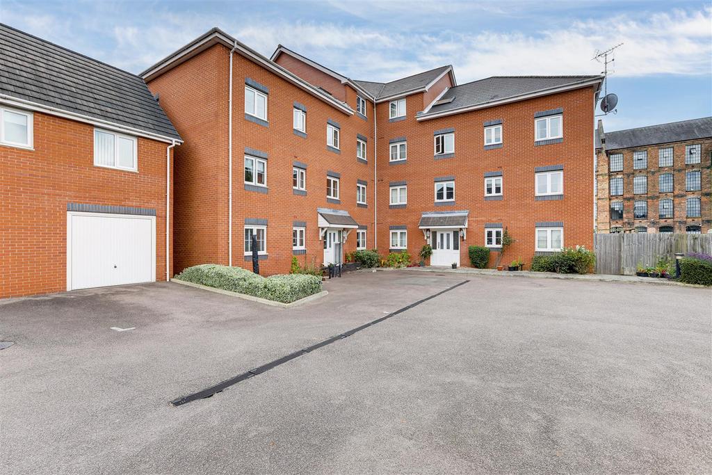 Cowslip Meadow, Draycott DE72 2 bed flat - £150,000