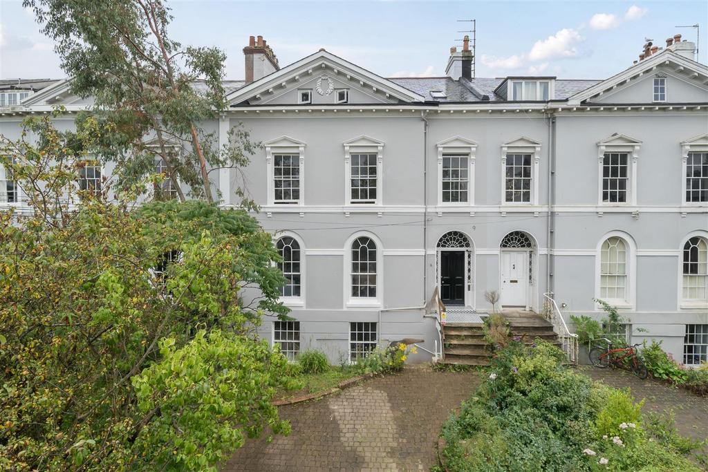 Mont Le Grand, Exeter 5 bed terraced house - £850,000