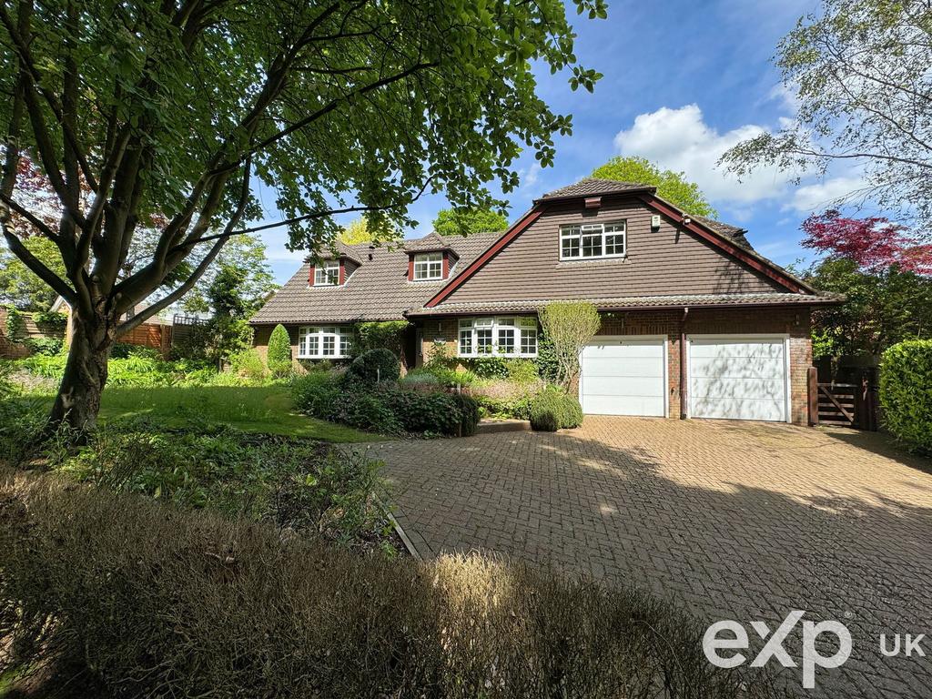 Newlands Lane, Meopham DA13 4 bed detached house for sale - £775,000
