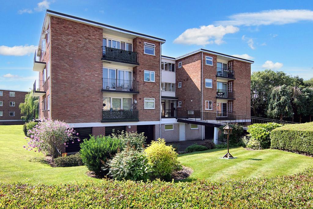 Sutherland Avenue, Coventry CV5 2 bed apartment - £180,000