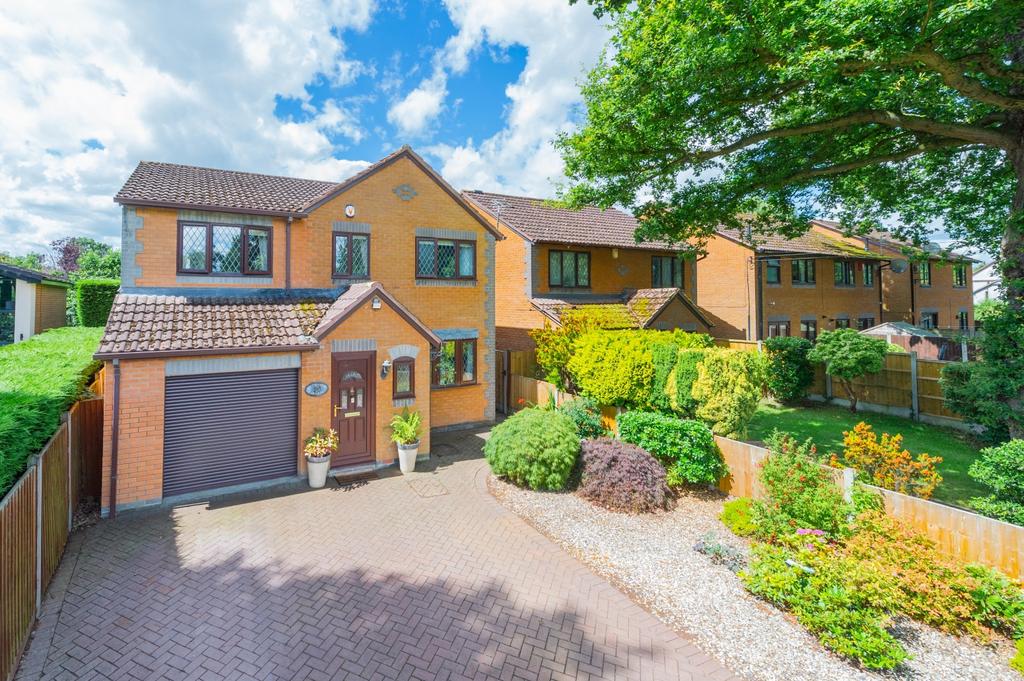 RACECOURSE LANE, SHREWSBURY SY3 4 bed detached house - £415,000