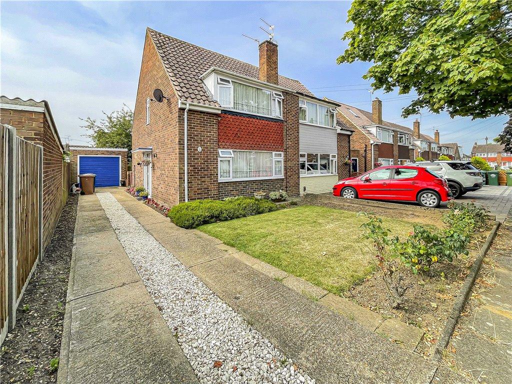 Chaplin Crescent, Sunbury-on-Thames... 3 bed semi-detached house - £475,000