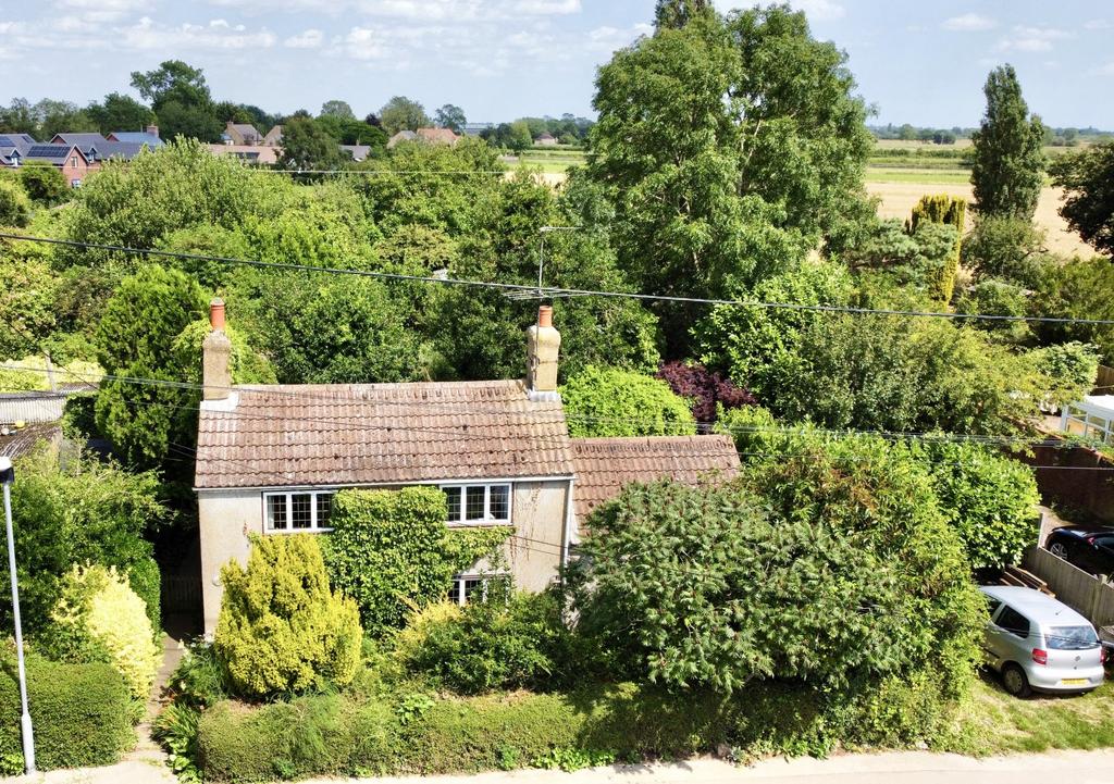 Main Street, Pymoor, Ely, Cambridgeshire 3 bed cottage for sale - £270,000