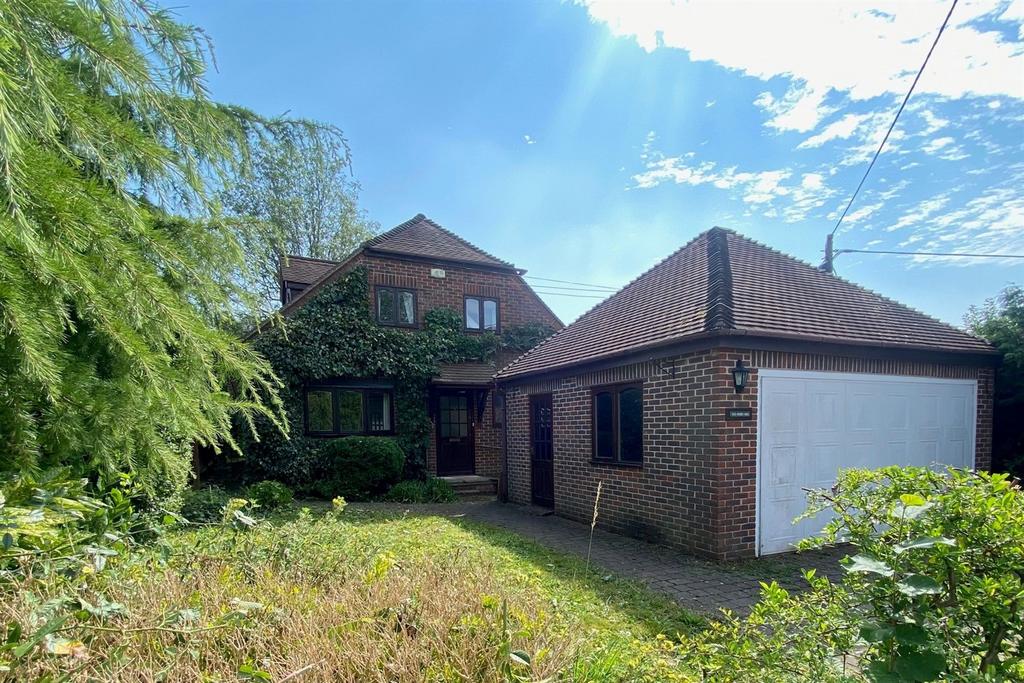 Love Lane, Petersfield, GU31 4 bed detached house - £2,175 pcm (£502 pw)