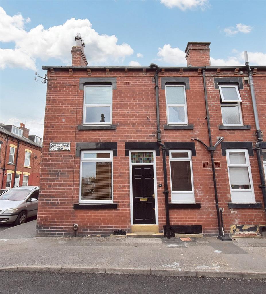 Spring Grove View, Leeds, West Yorkshire 2 bed terraced house - £160,000