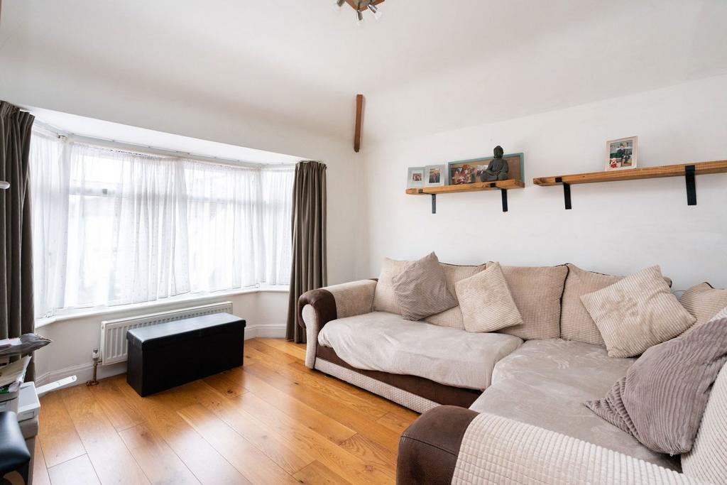 Leggatts Way, Watford WD24 1 bed maisonette for sale - £200,000