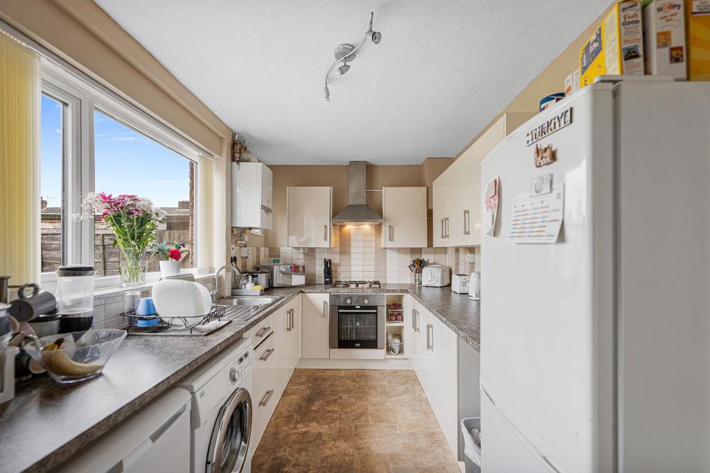 Western Circle, Manchester M19 3 bed terraced house - £275,000