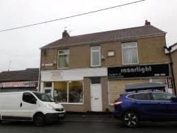 Springwell House, Sixth Street... 3 bed flat - £475 pcm (£110 pw)