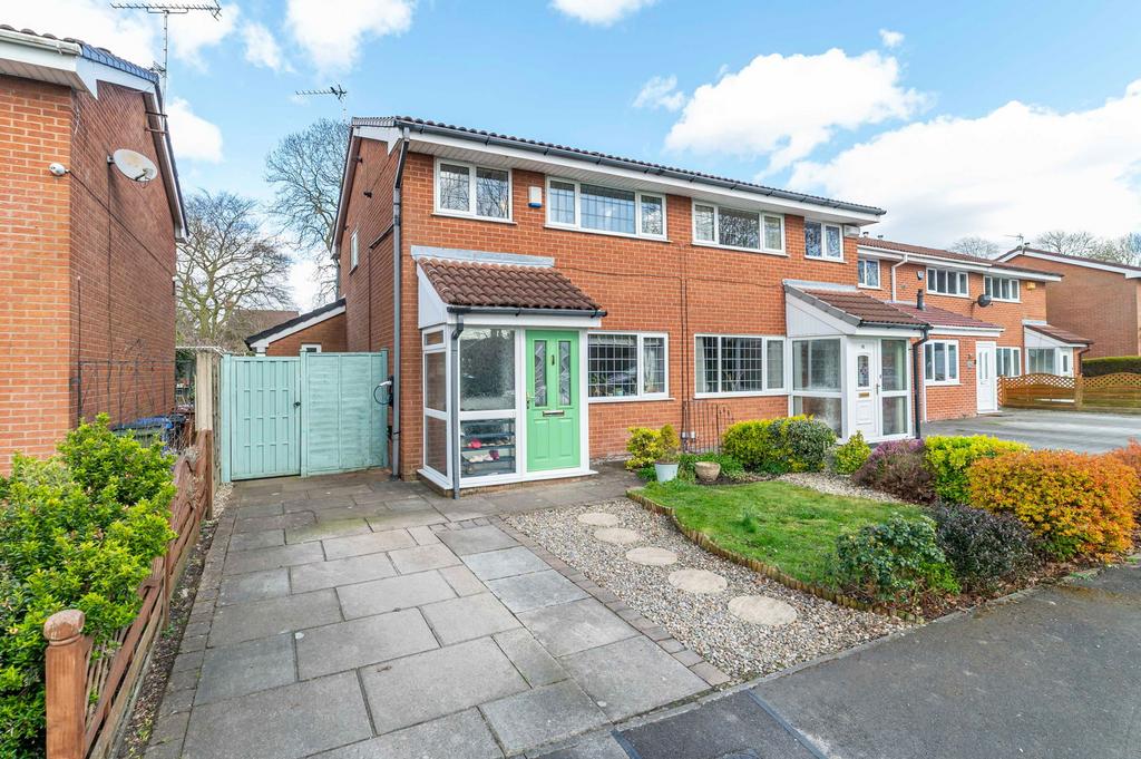 Ingram Drive, Stockport SK4 3 bed semi-detached house - £330,000