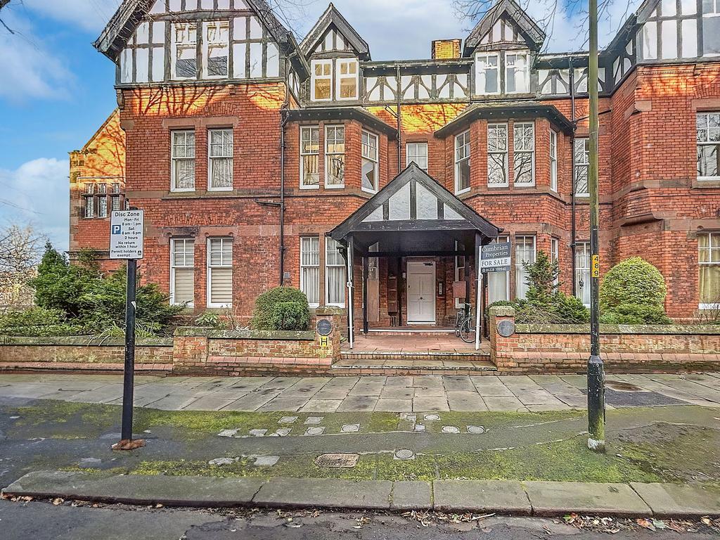 Howard Place, Carlisle CA1 3 bed apartment for sale - £160,000