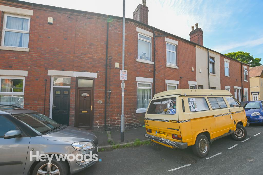 Watson Street, Penkhull, Stoke-on-Trent 2 bed townhouse - £120,000