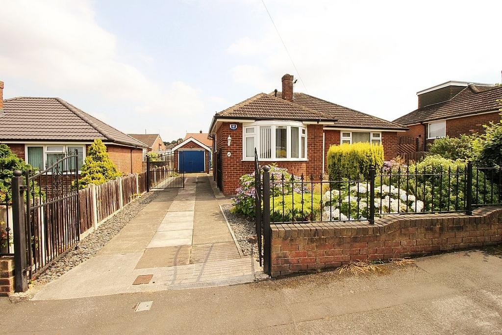 Broadway, Brinsworth, Rotherham 2 bed detached bungalow - £210,000