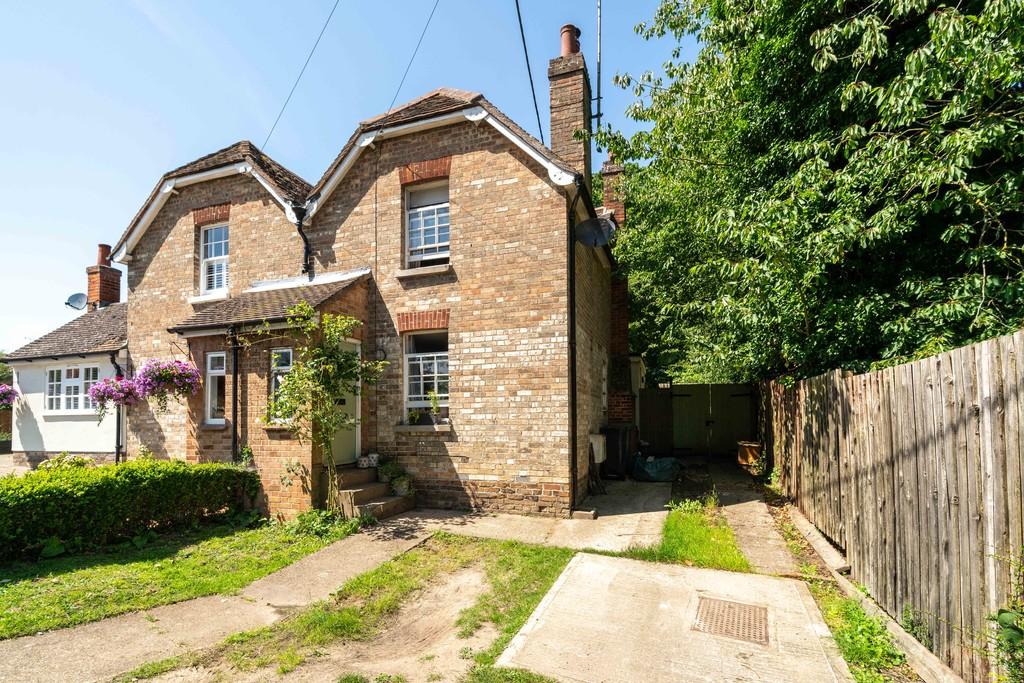 Brook Street, Colchester CO6 2 bed cottage - £329,500