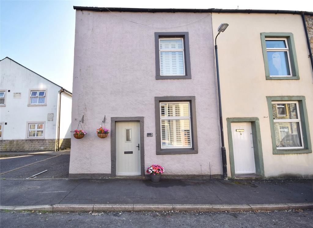 Nelson Street, Clitheroe, Lancashire... 2 bed end of terrace house - £ ...