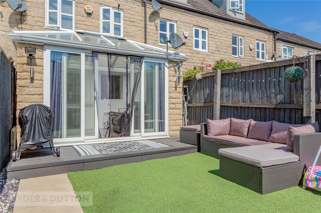 Viscount Drive, Rhodes, Middleton... 3 bed terraced house - £260,000