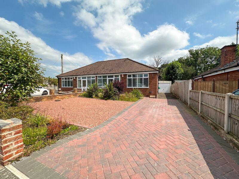 Selworthy Road, Norton Green, Stoke... 2 bed semi-detached bungalow - £ ...