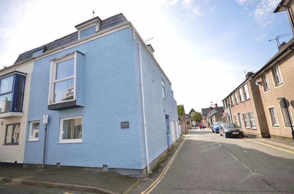 Rating Row, Beaumaris LL58 3 bed apartment for sale - £315,000
