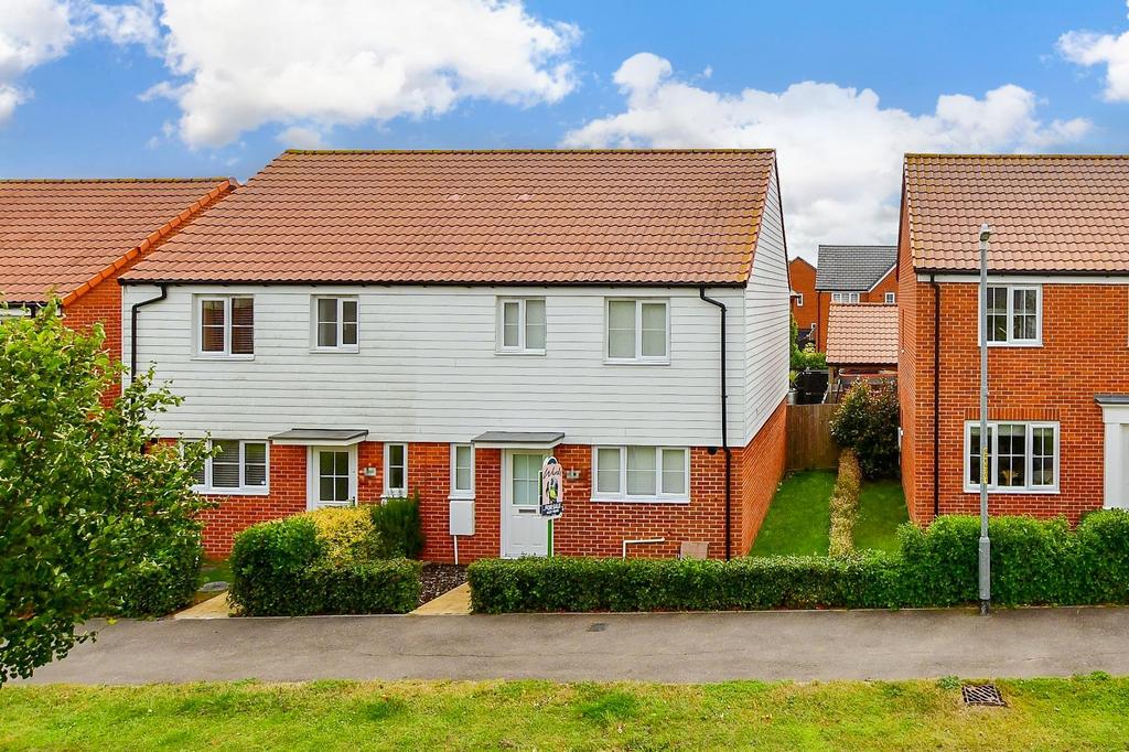Drift Road, Aylesham, Canterbury, Kent 3 bed semi-detached house - £275,000