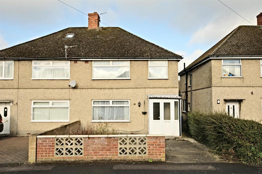 Weldon Road 4 bed house - £2,500 pcm (£577 pw)
