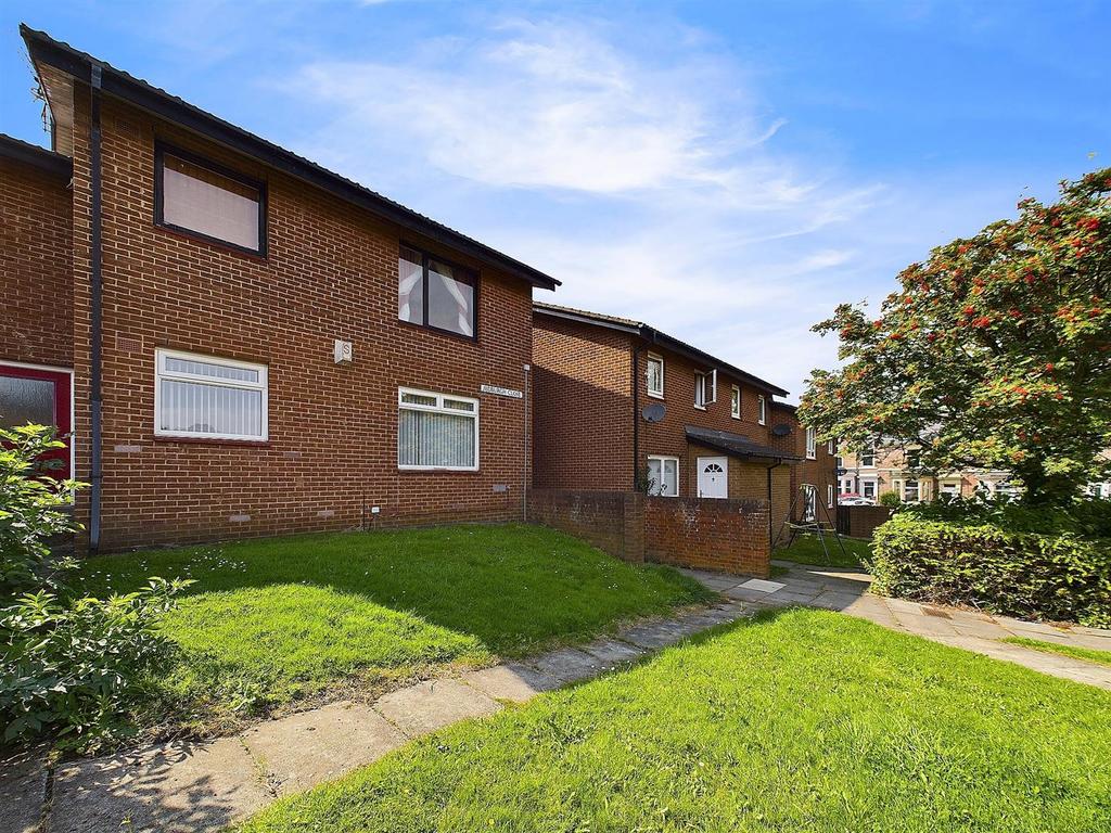 Jedburgh Close, Gateshead NE8 2 bed flat - £575 pcm (£133 pw)