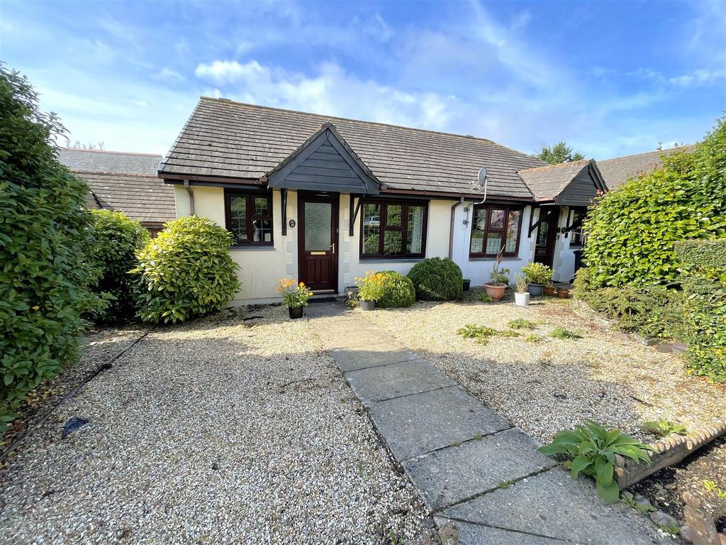 Rawlings Lane, Fowey 2 bed terraced bungalow for sale - £185,000