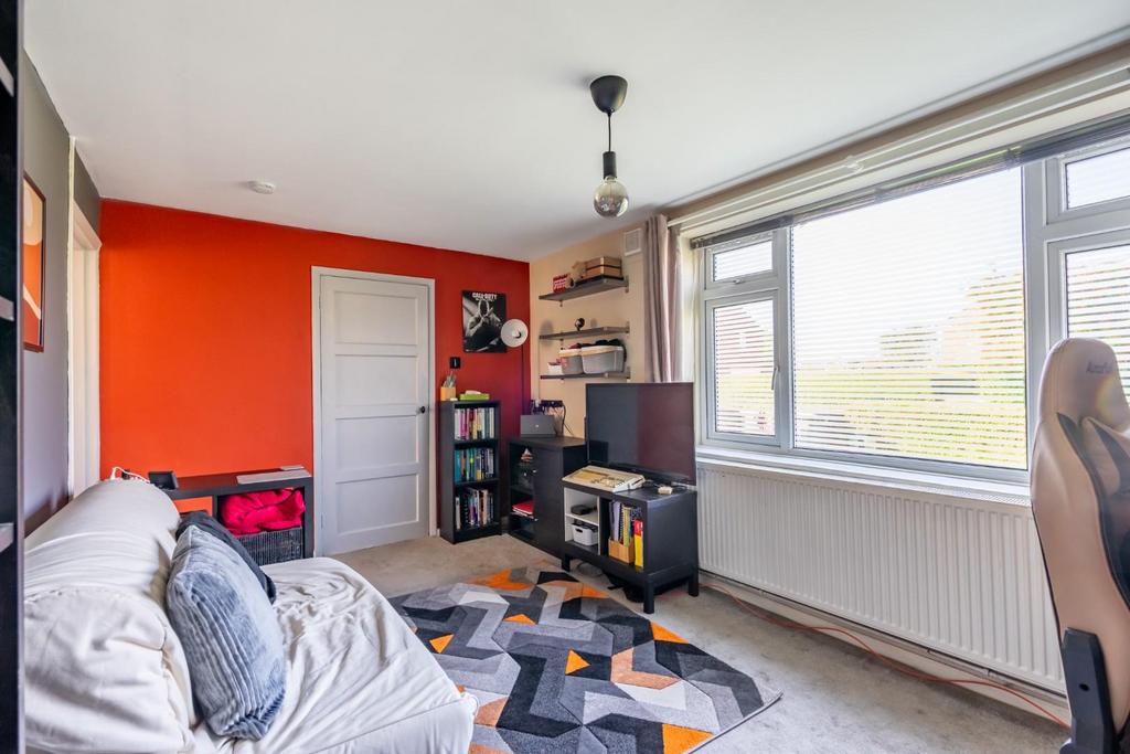 Wains Road, York 1 bed apartment - £125,000