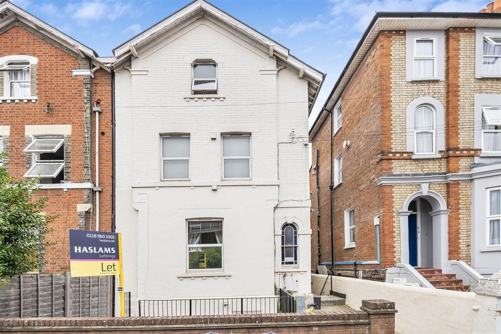 31 Russell Street, Reading 2 bed apartment - £199,950