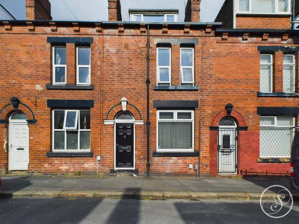 Victoria Grove, Leeds 2 bed terraced house - £155,000