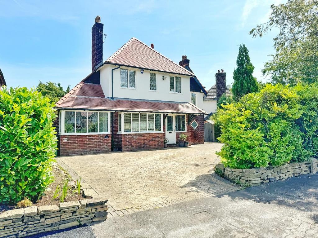 Elmsway, Bramhall 4 bed detached house - £860,000