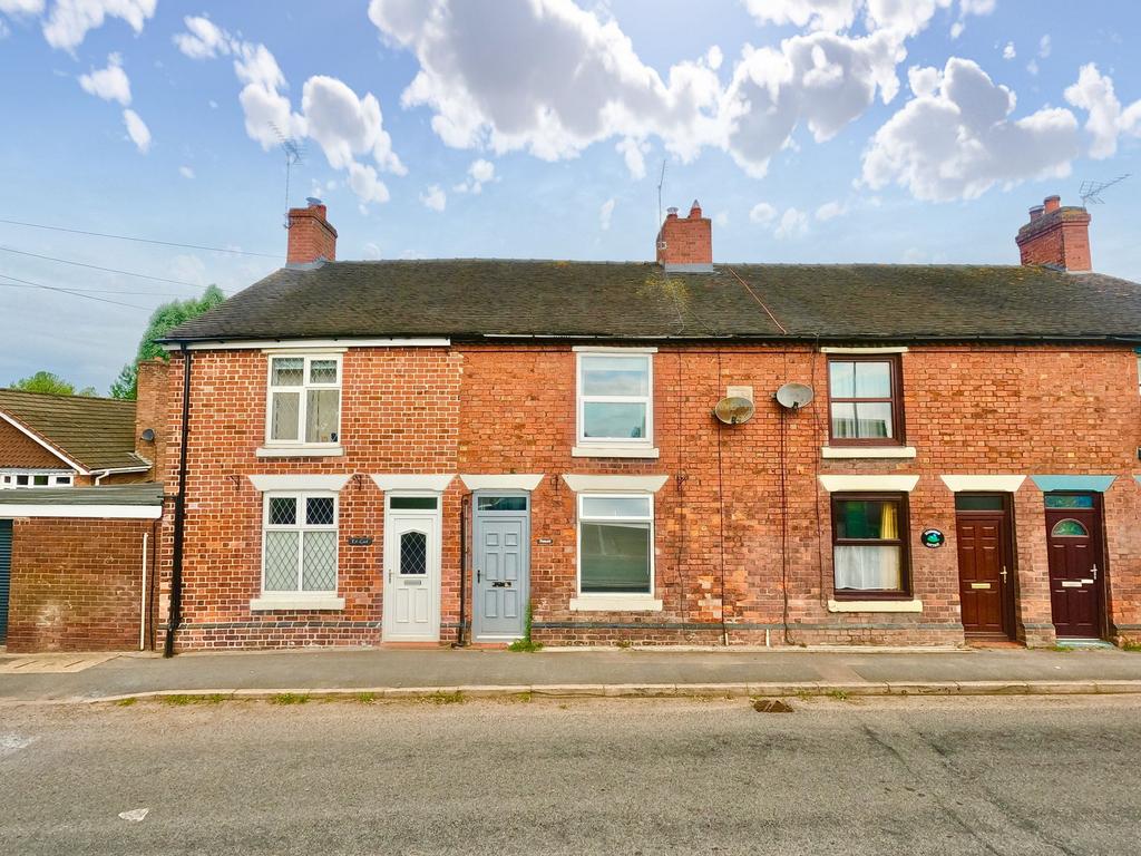 Station Road, Gnosall, ST20 2 bed terraced house for sale - £130,000