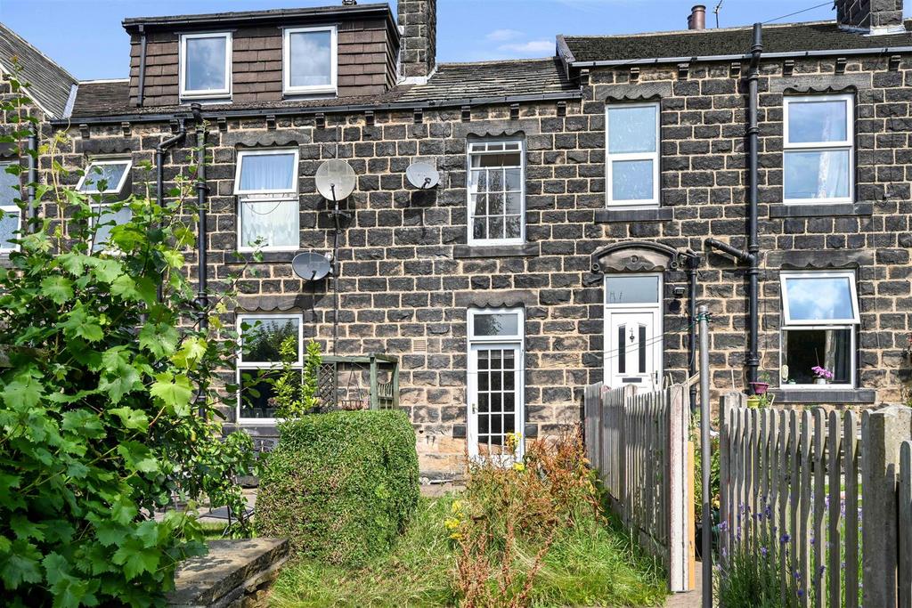 Netherfield Terrace, Yeadon, Leeds 2 bed terraced house for sale - £179,950