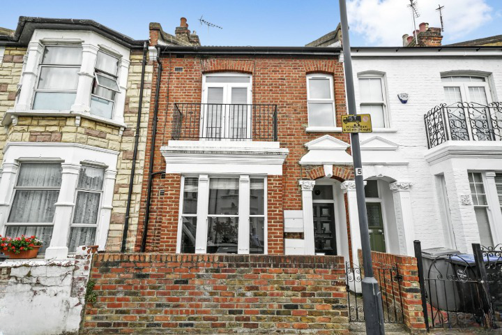 Lechmere Road, Willesden Green, NW2 2 bed flat - £475,000