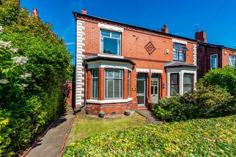 Victoria Road, Runcorn 3 bed semi-detached house - £220,000