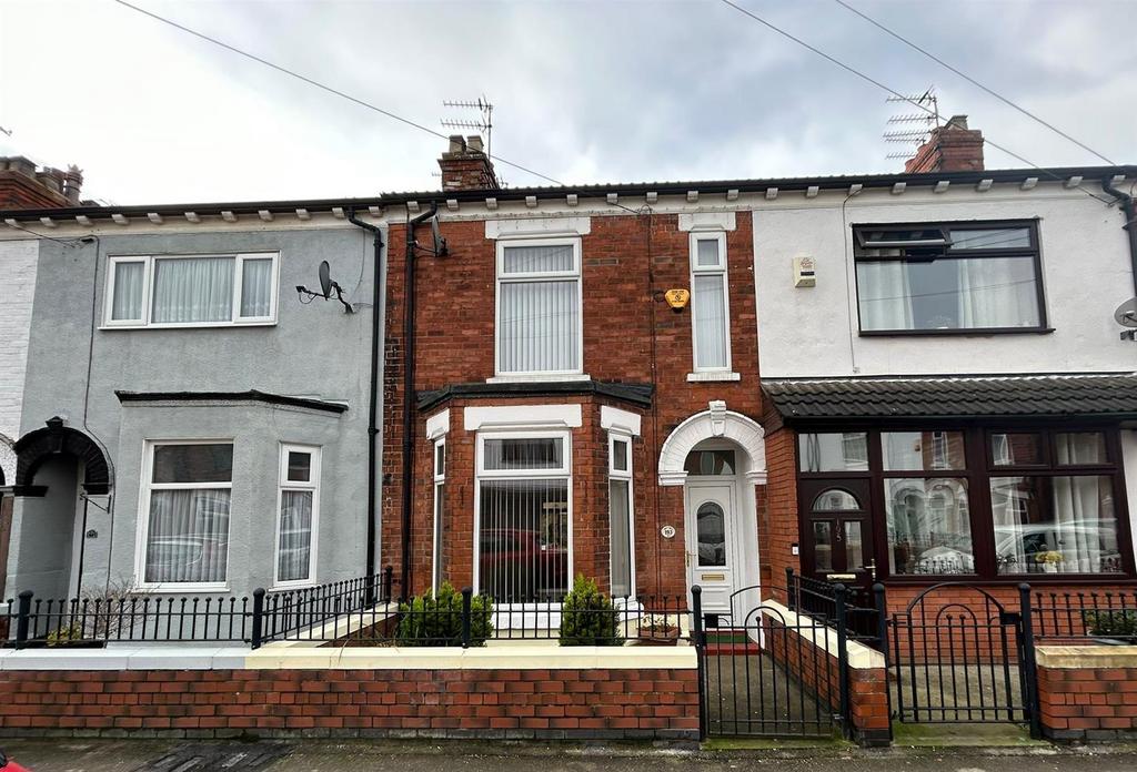 Alliance Avenue, Hull 3 bed house - £800 pcm (£185 pw)