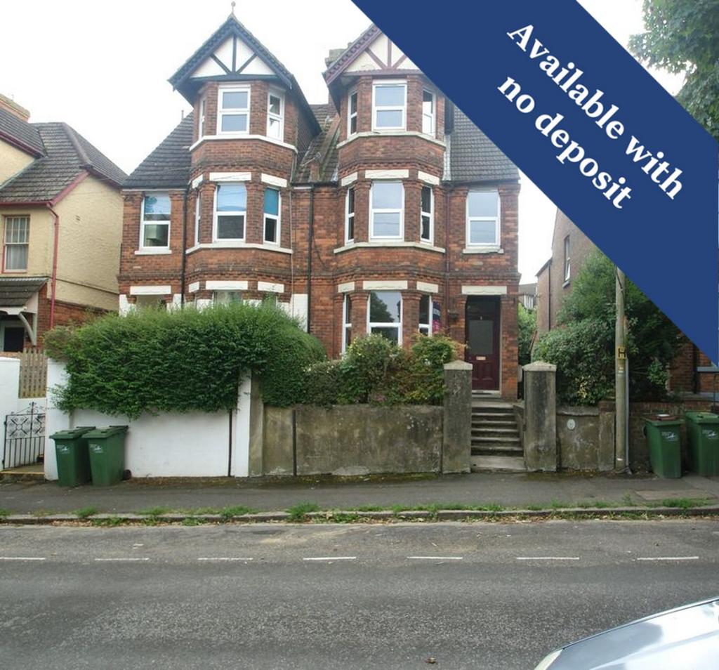 St Johns Church Road Folkestone CT19 3 Bed Flat 1 250 Pcm 288 Pw st-johns-church-road-folkestone-ct19-3-bed-flat-1-250-pcm-288-pw