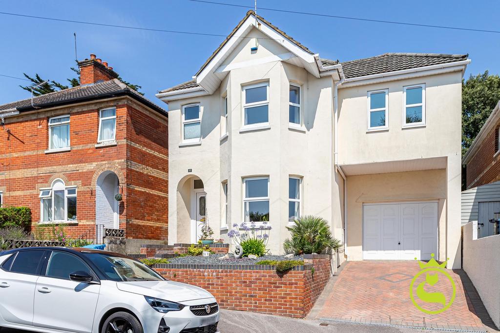 Palmerston Road, Poole BH14 4 bed detached house - £550,000