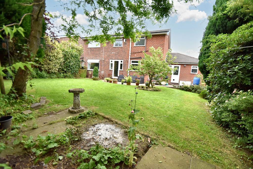 Pole Lane, Unsworth. Bury 4 bed detached house - £465,000