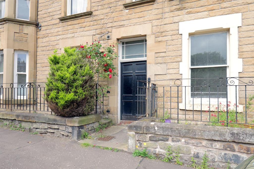Merchiston Grove, Shandon, Edinburgh... 3 bed flat - £330,000