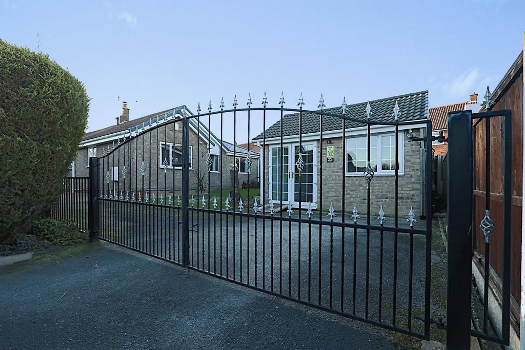 Rydal Road, Sheffield S25 3 bed bungalow - £325,000