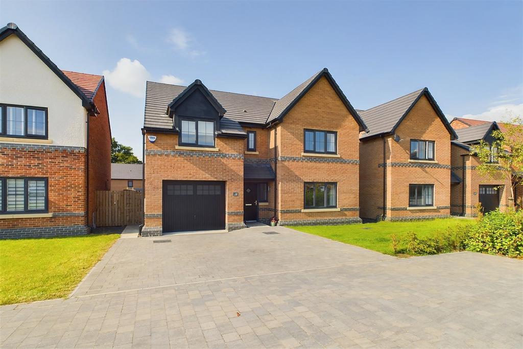 Barnaby Way, Jameson Manor, Newcastle... 4 bed property - £2,200 pcm (£ ...