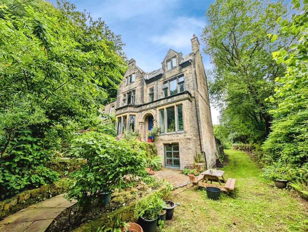Crow Nest Road, Hebden Bridge HX7 5 bed semi-detached house - £1,800 ...