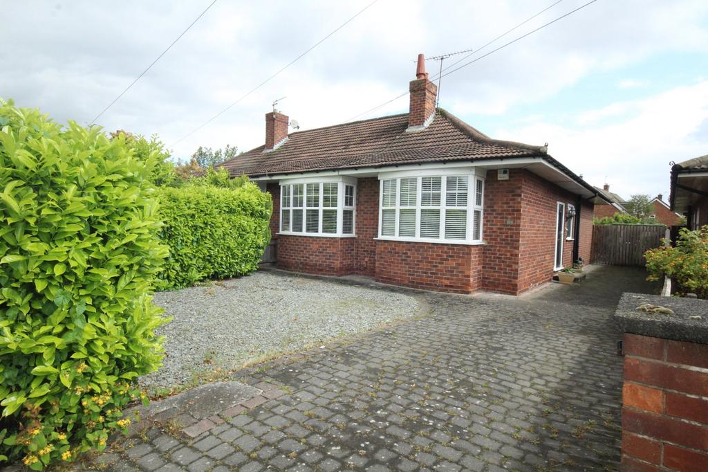 Acklam Road, Middlesbrough TS5 2 bed bungalow - £210,000