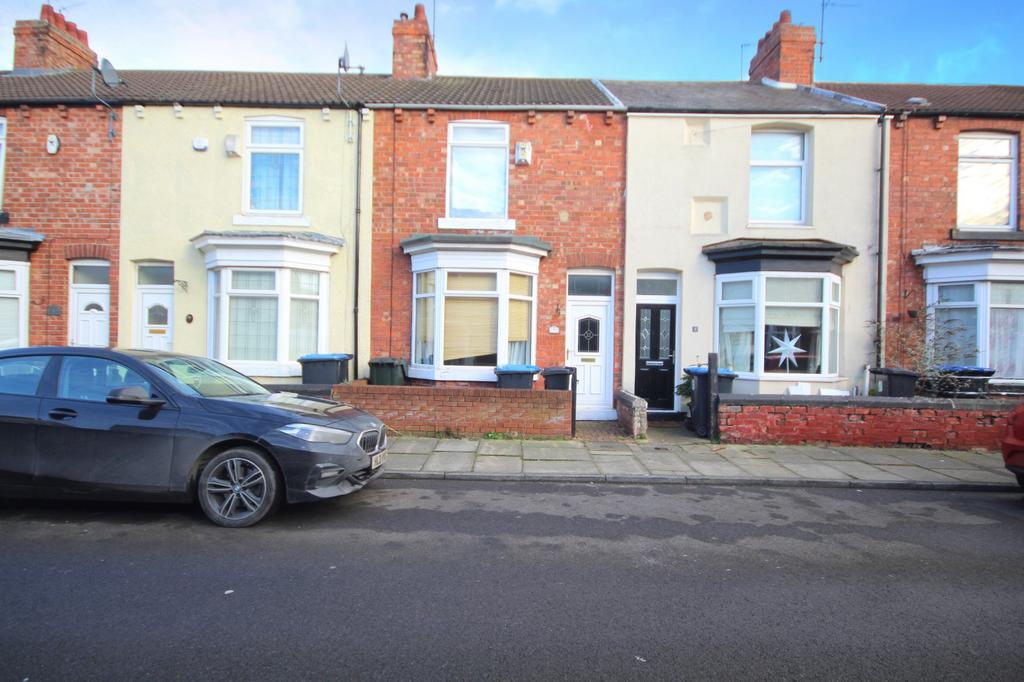 Kings Road, Middlesbrough TS5 2 bed terraced house - £625 pcm (£144 pw)