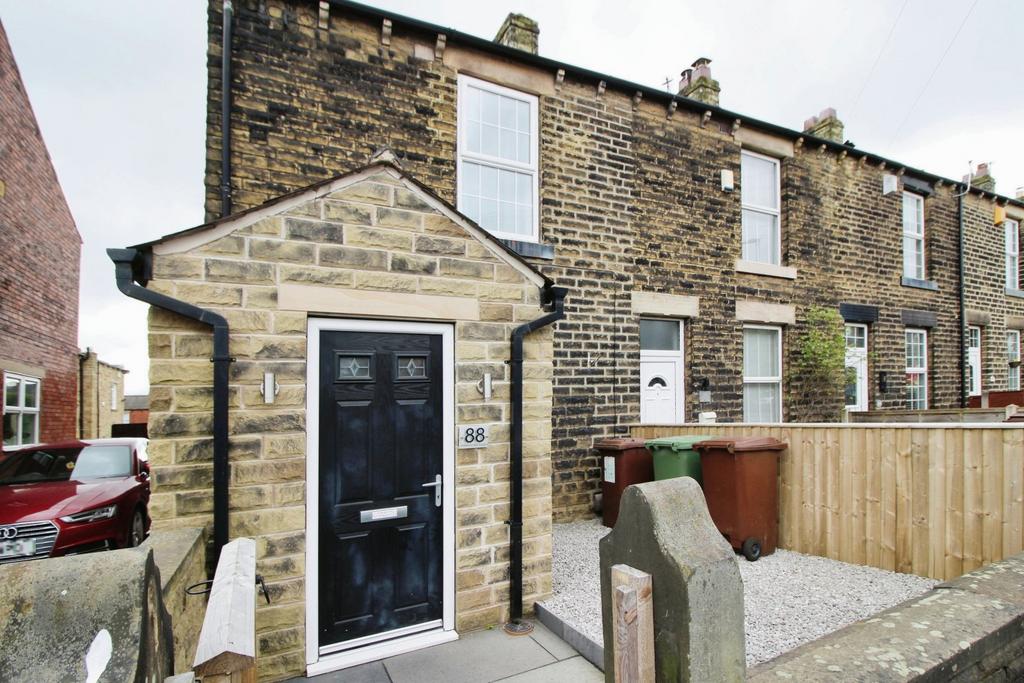 Springstone Avenue, West Yorkshire WF5 2 bed end of terrace house - £ ...