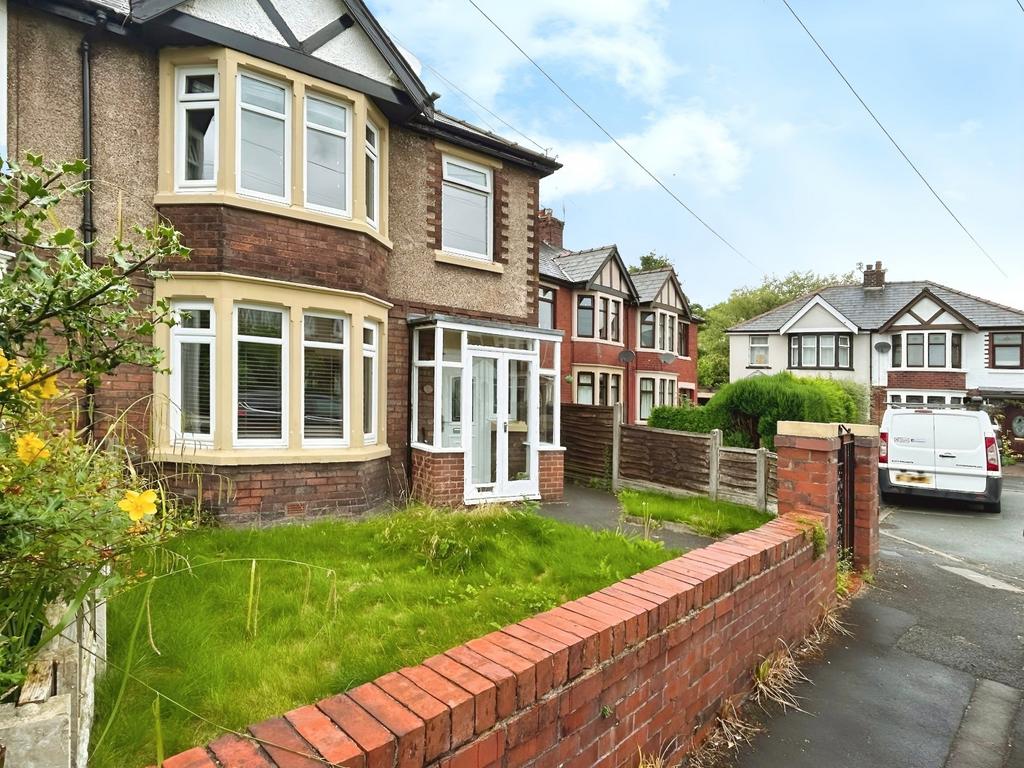 Giller Close, Preston PR1 3 bed semi-detached house - £995 pcm (£230 pw)