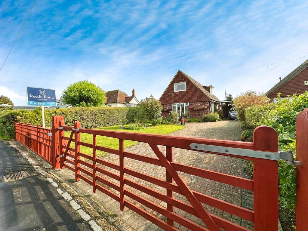 Sea Road, Winchelsea TN36 4 bed detached house for sale - £495,000
