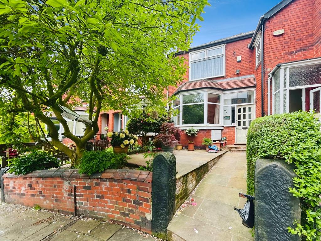 Priory Avenue, Greater Manchester M7 3 bed terraced house - £350,000